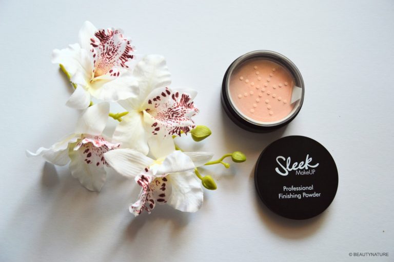 Review: Sleek MakeUP - Professional Finishing Powder | The Chic Advocate