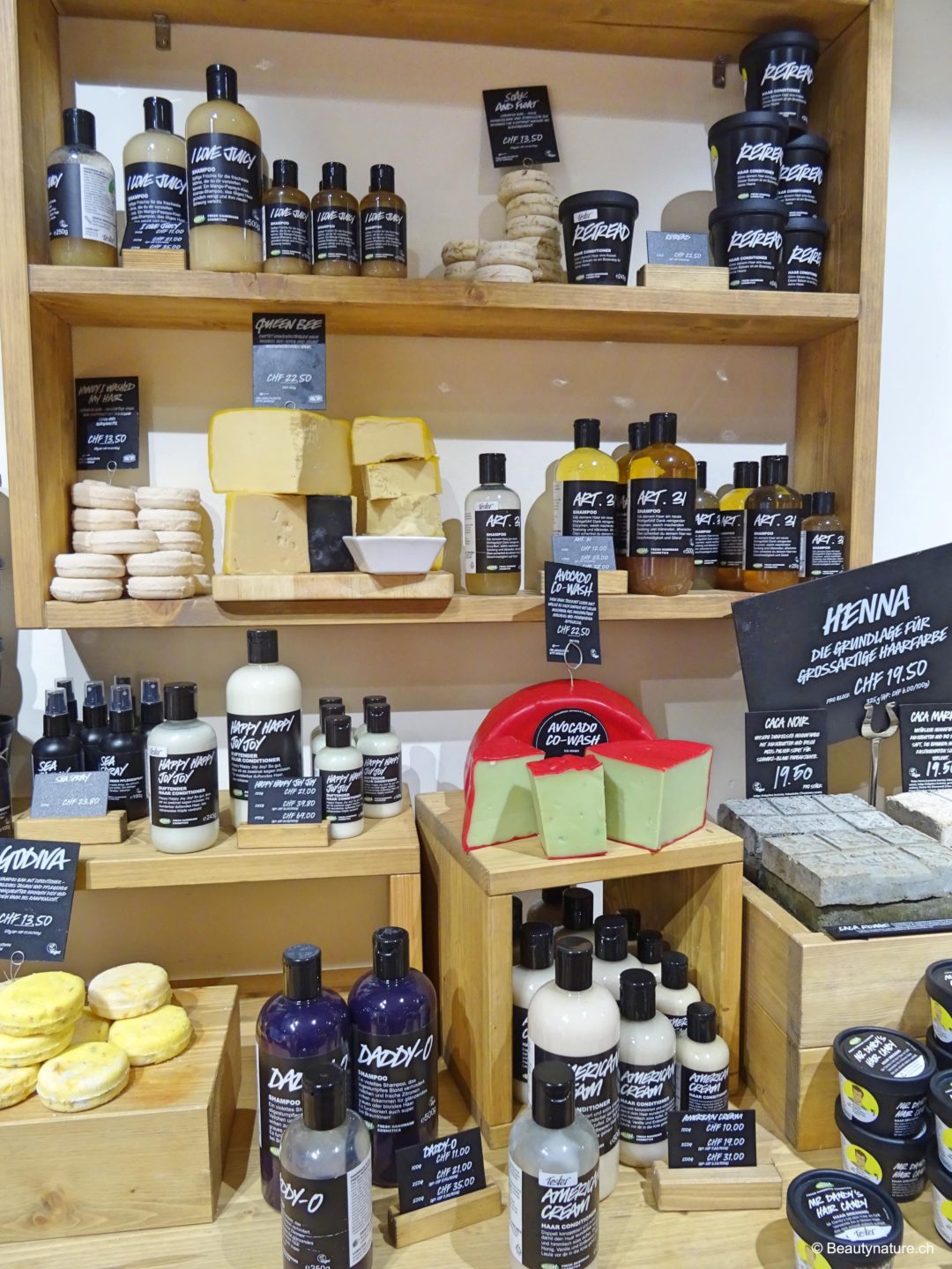 Lush: Meine Favoriten und eine kleine Shopführung | The Chic Advocate