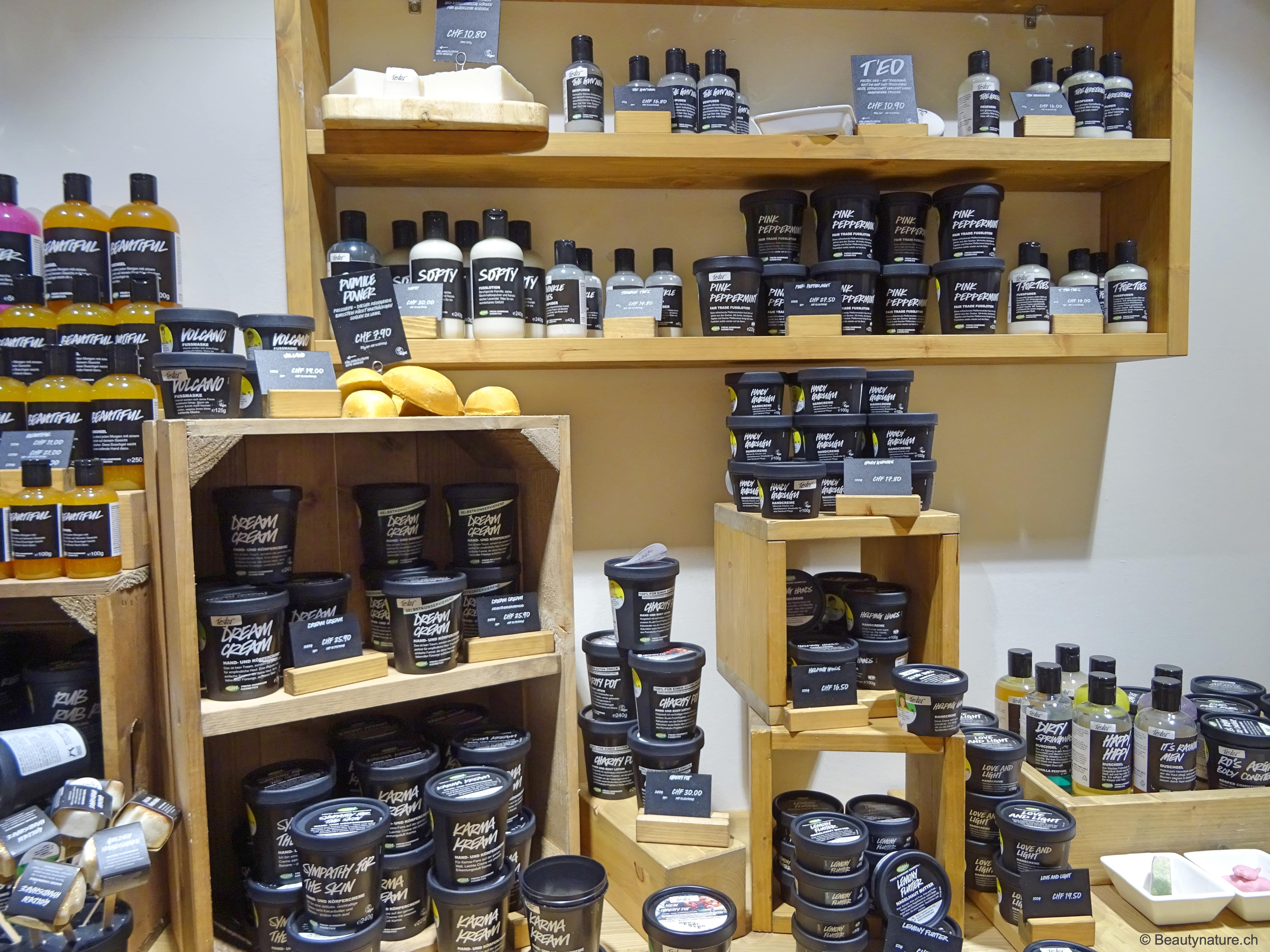 Lush Store | The Chic Advocate
