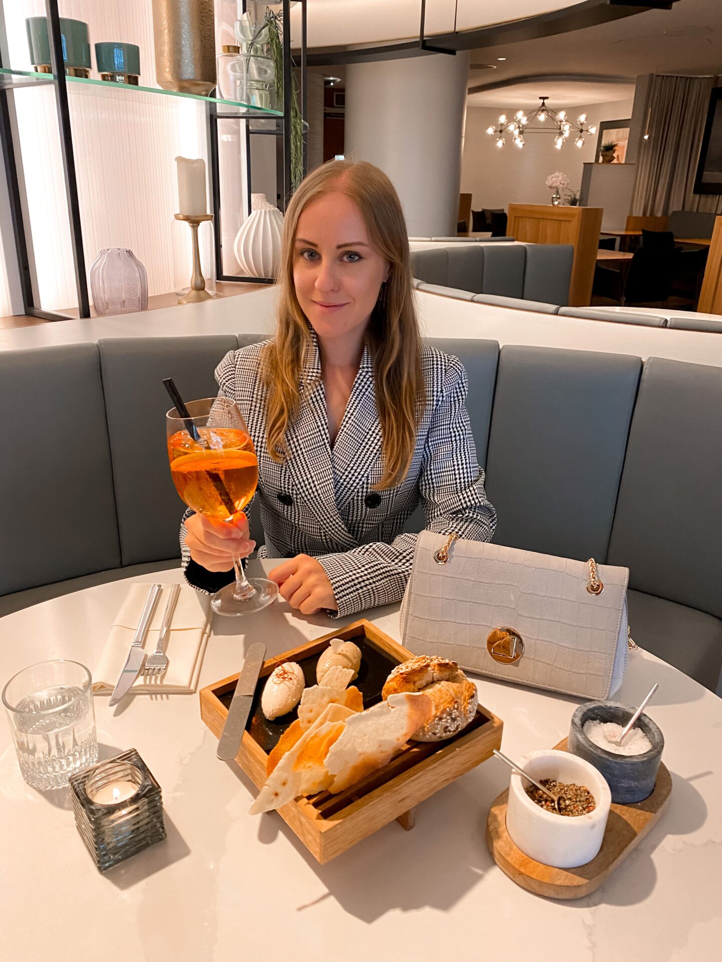 Restaurant "REIN" at Radisson Blu Hotel Basel | The Chic Advocate