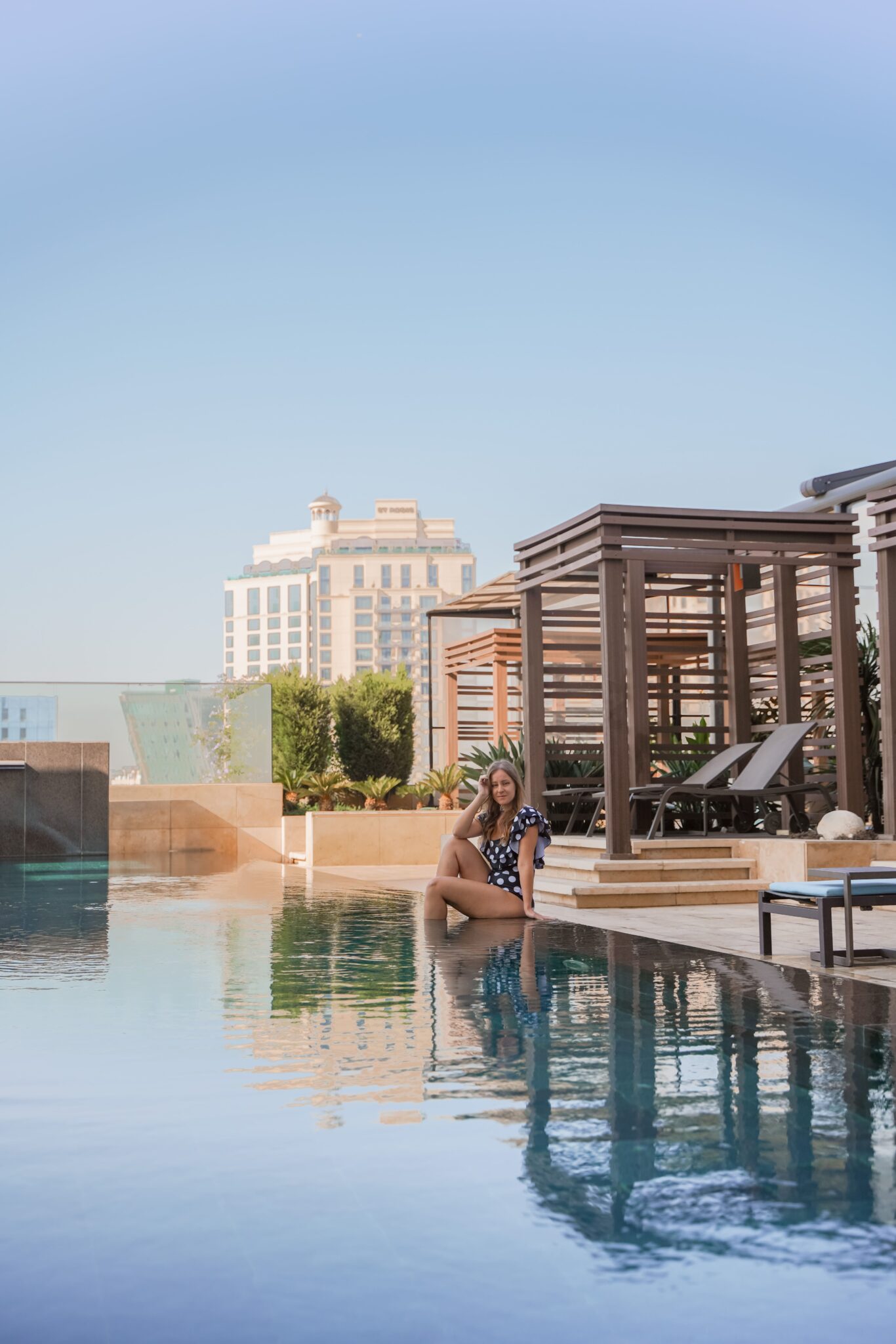 Fairmont Hotel Amman Pool | The Chic Advocate